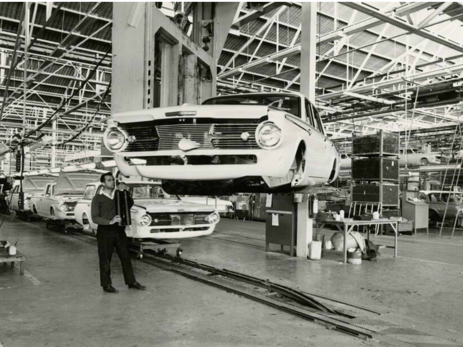 Chrysler Heritage Bus Tour | National Motor Museum